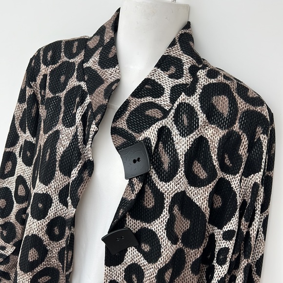 Frank Lyman Design | Jackets & Coats | Frank Lyman Design Leopard Print ...